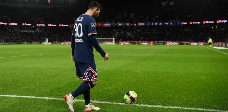 PSG confirma que está negociando la extensión del contrato de Messi PSG confirma que está negociando la extensión del contrato de Messi