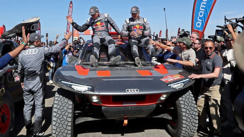 Carlos Sainz hace historia y conquista su cuarto Dakar